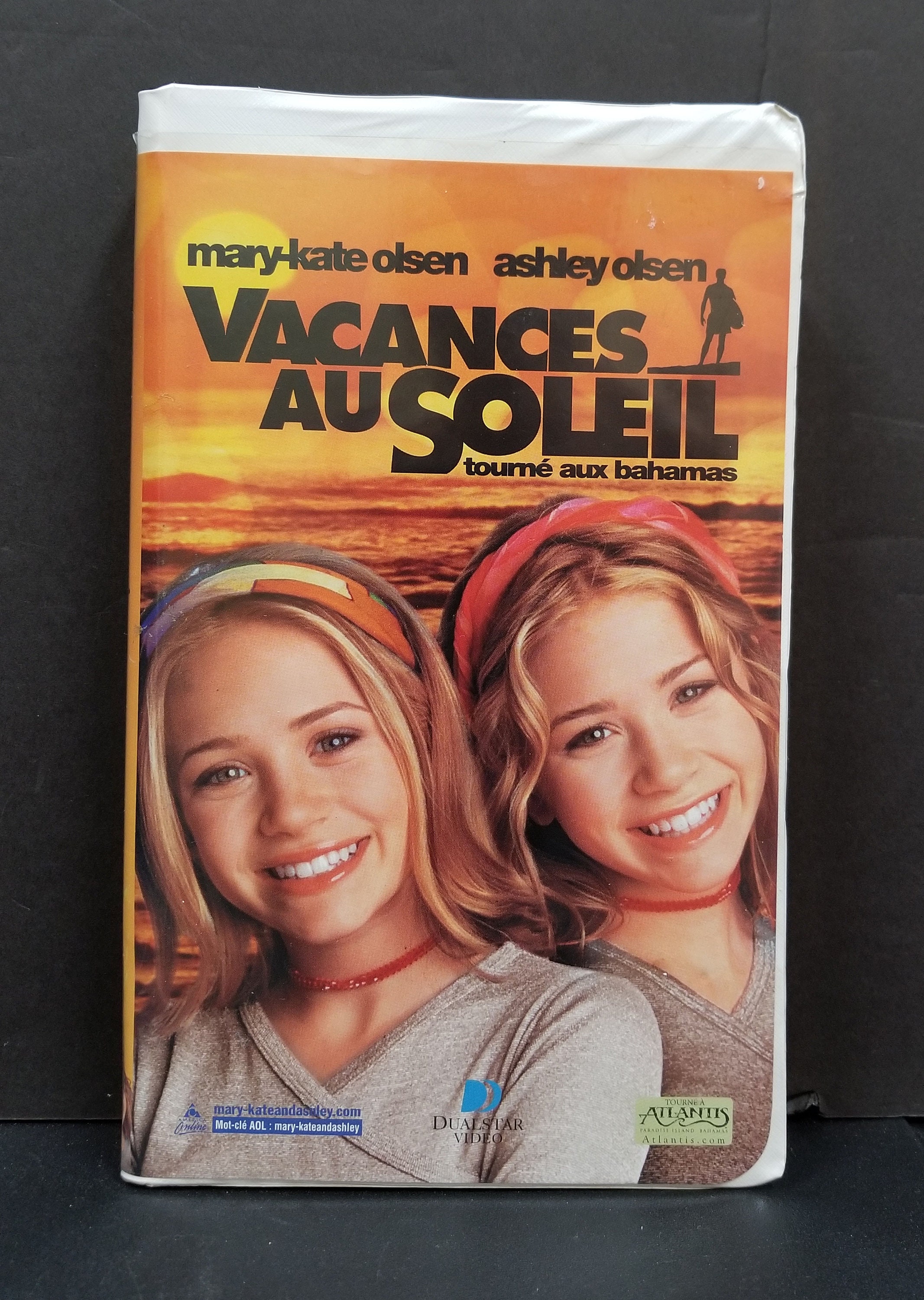 Mary Kate And Ashley Holiday In The Sun