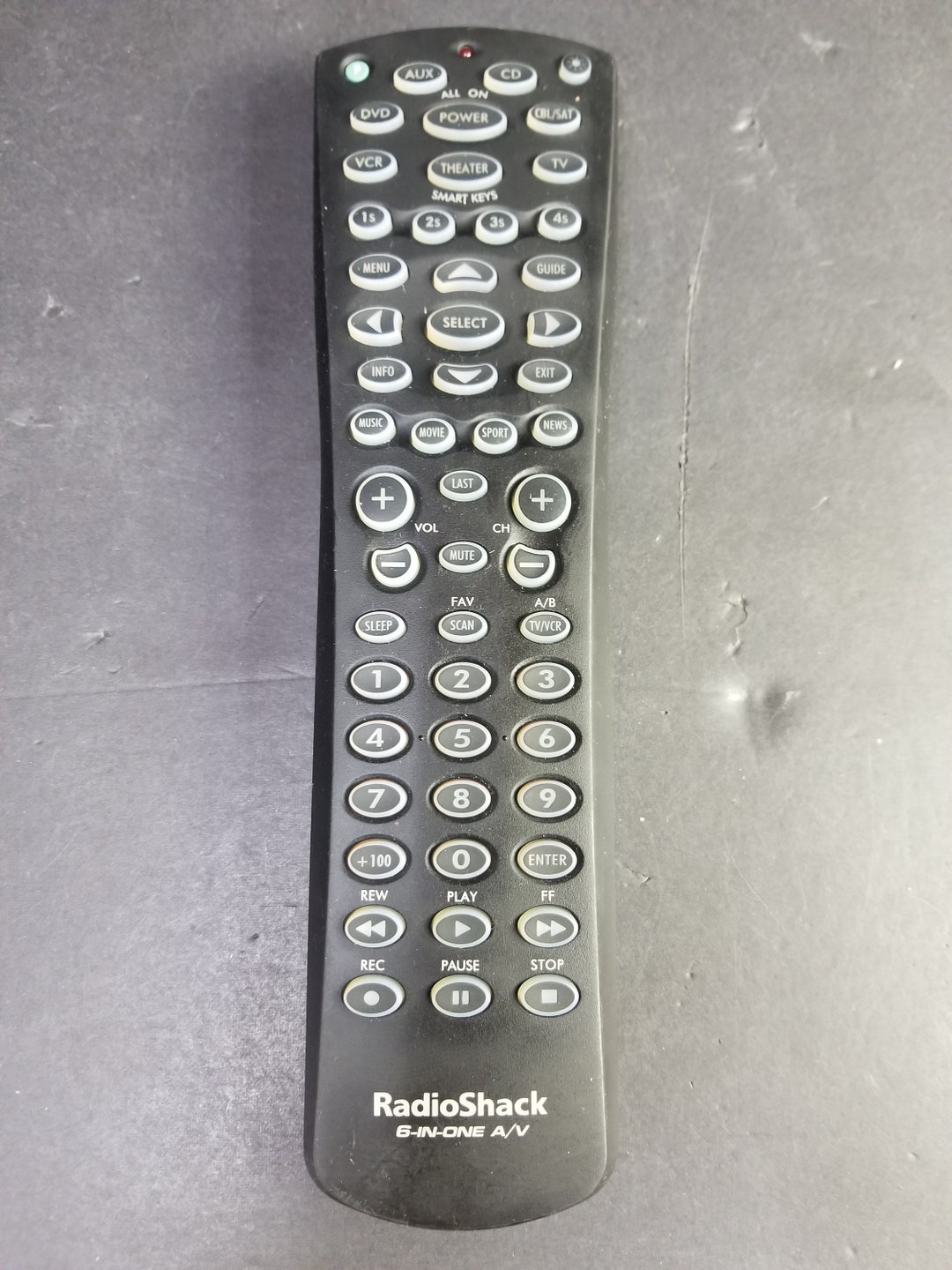 Vintage Radioshack Universal Remote Standard 6-in-one A / V - Etsy