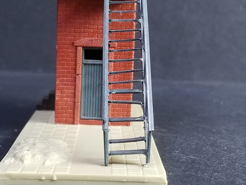 Life Like Trains HO Scale Signal Box Assembled - Etsy
