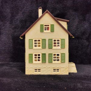 Vintage Faller HO Scale Three-story Town House Fully Assembled - Etsy