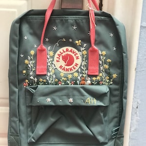 Custom Embroidered Kanken Backpack - Custom Flower Embroidery Kanken ...