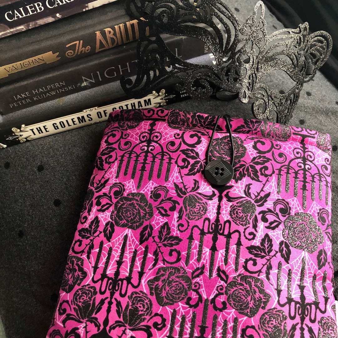 Victorian Gothic Roses on Pink Padded Book Sleeve | Tablet Cover ...
