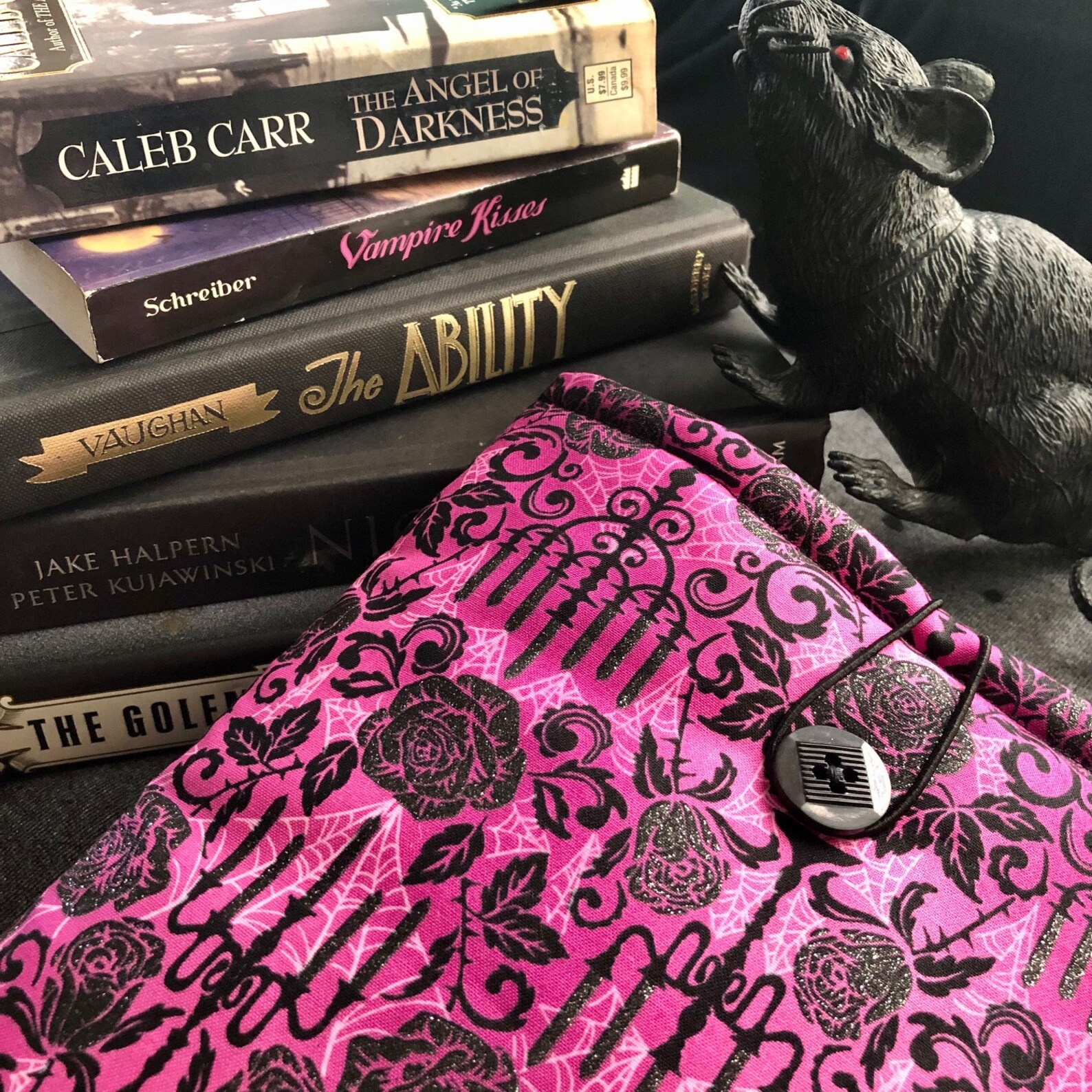 Victorian Gothic Roses on Pink Padded Book Sleeve | Tablet Cover ...