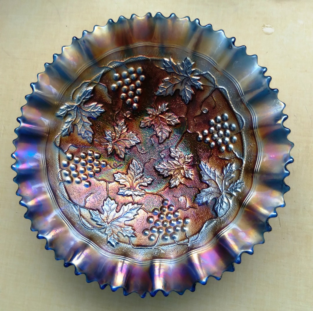 Northwood 8 1/2" BLUE PCE "stippled" Grape & Cable Bowl -beautiful ...