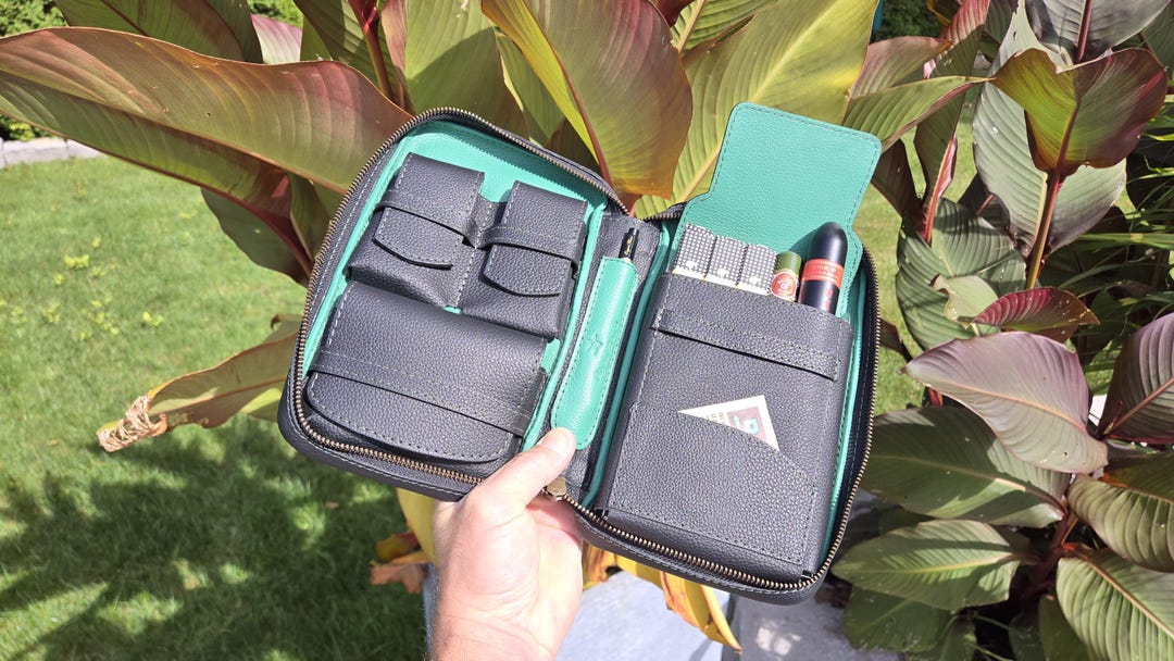 Jade Green Full-grain Leather Cigar Case for 5-6 Cigars 3 Pockets Cigar ...