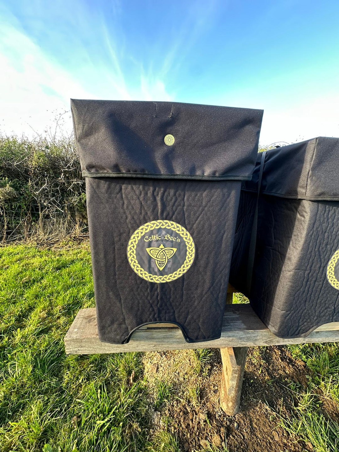 National Flat Roof Bee Hive Keeping Cover Jacket Insulated Blanket ...