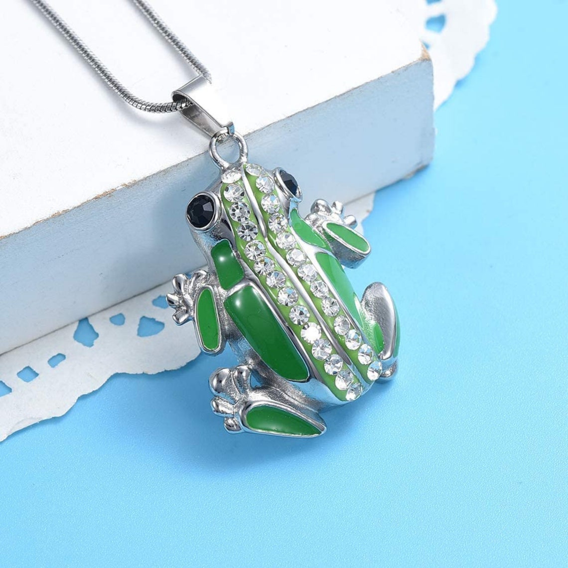 Frog Urn Necklace for Ashes Frog Cremation Jewelry Frog - Etsy Canada