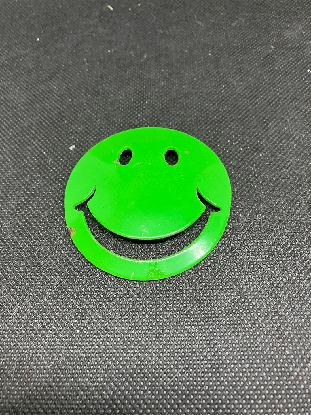 Green Metal Smiley Face Pin From the 1970's - Etsy