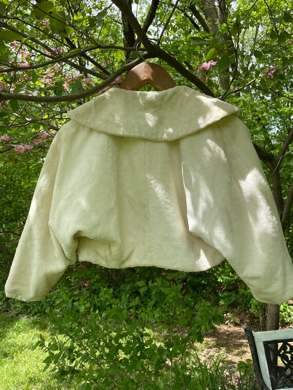 Vintage Cropped Faux Fur Ivory Stole - Gem