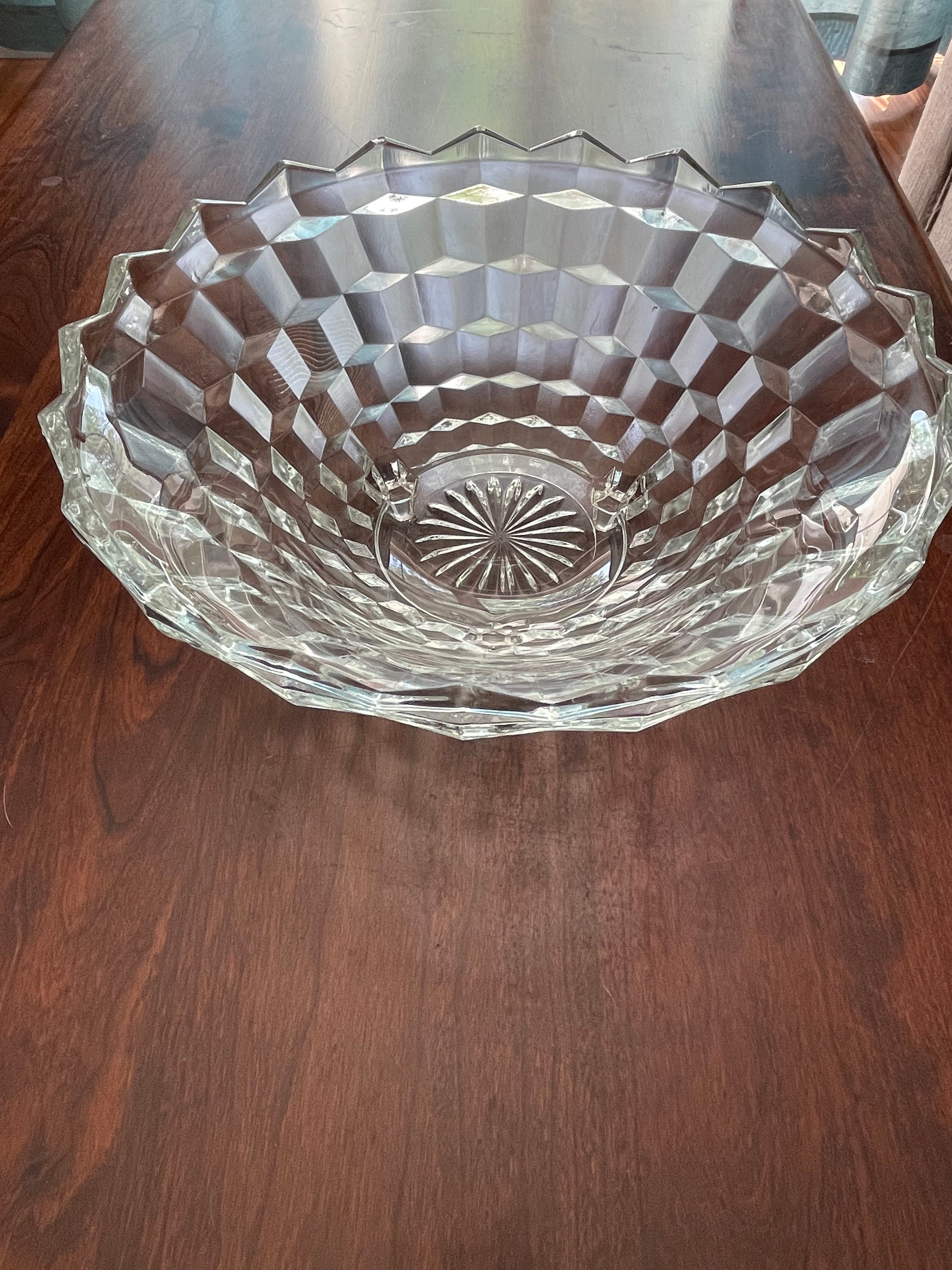 Clear Glass Diamond Point Bowl, 10 Diameter - Etsy