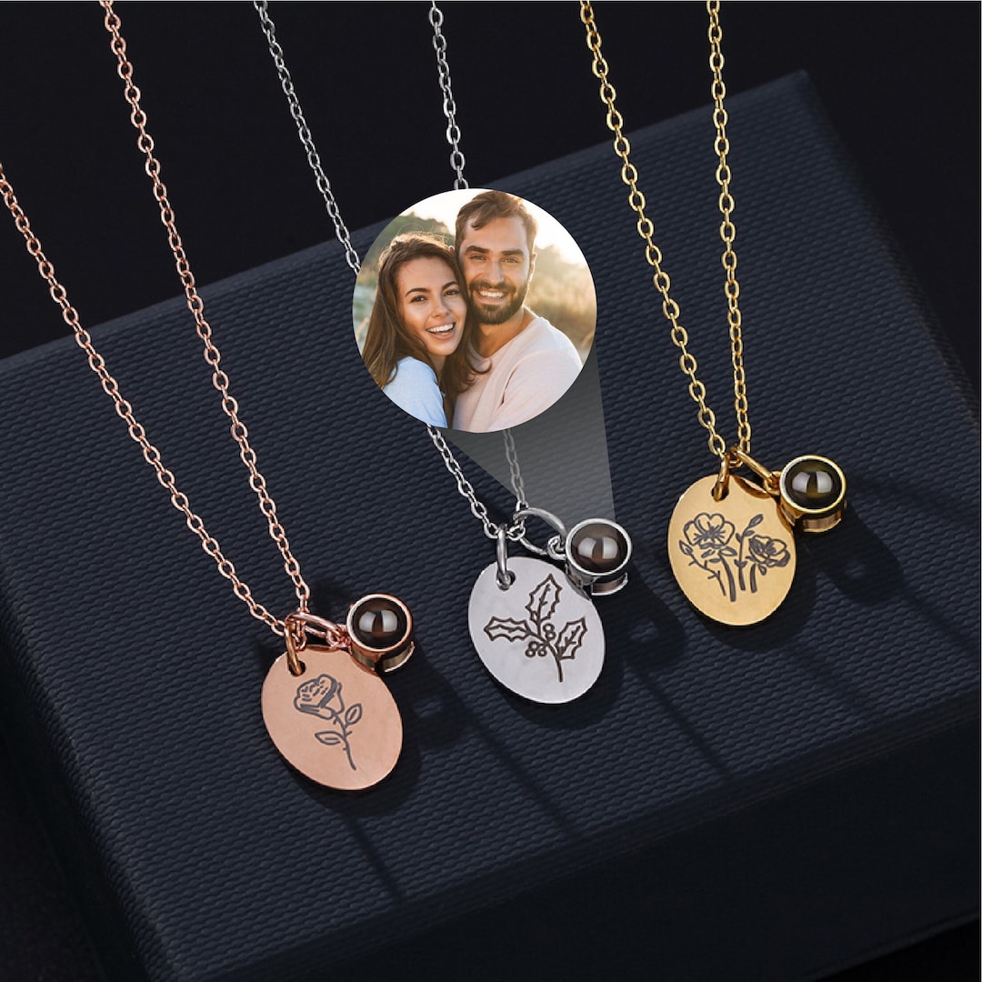 Projection Necklace Photo, Birth Flower Projection Necklace ...