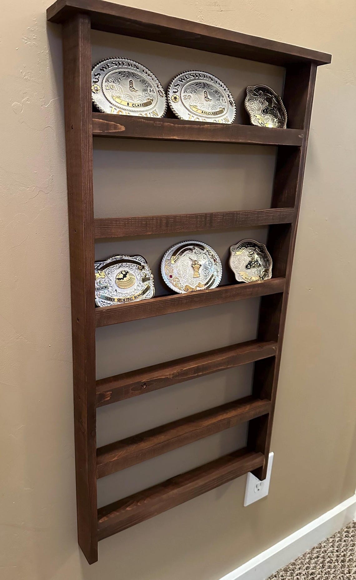 18 Vertical Belt Buckle Display 33hx18.25wx2.5d Rustic Barnwood Style ...