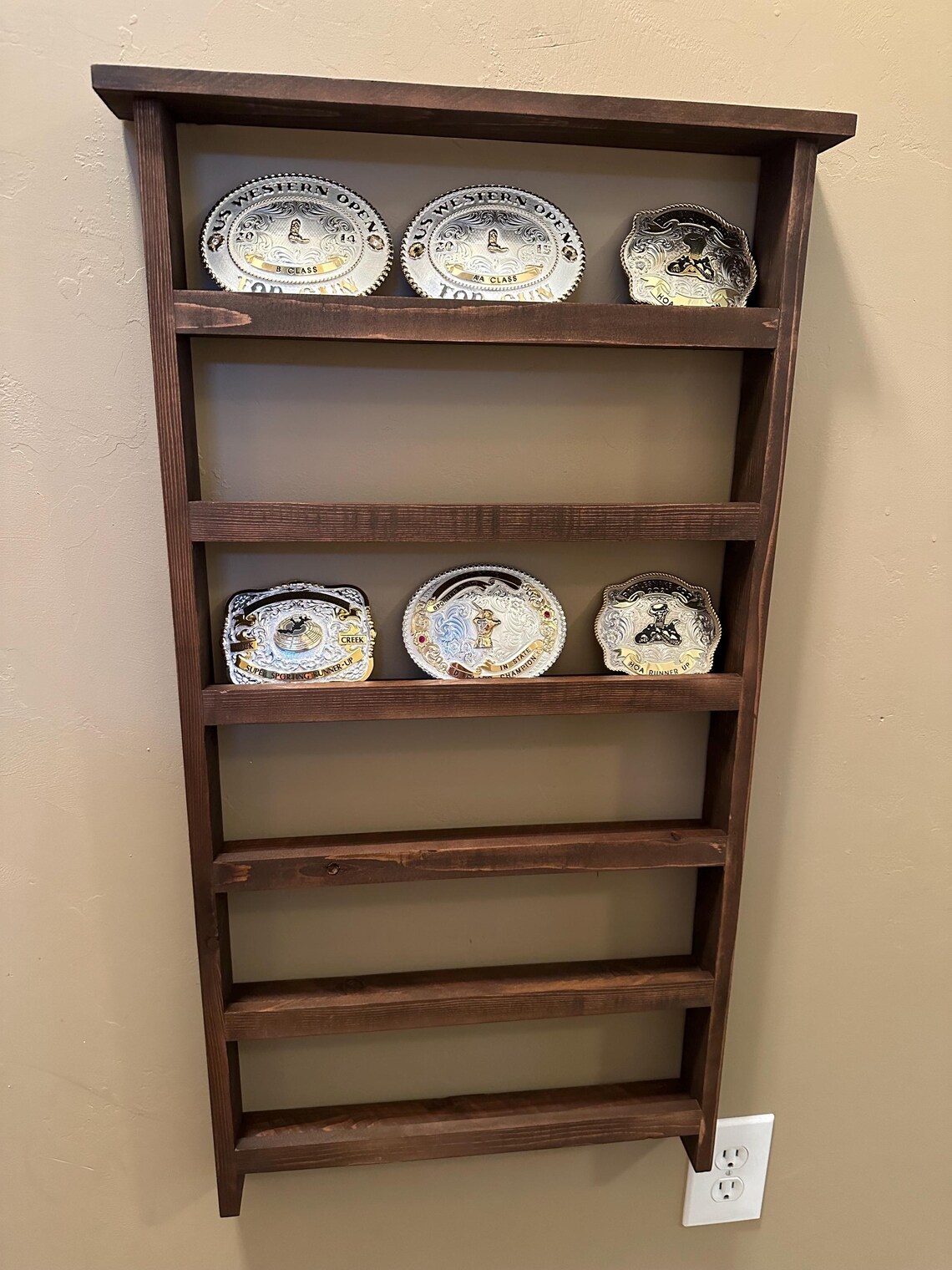 18 Vertical Belt Buckle Display 33hx18.25wx2.5d Rustic Barnwood Style ...
