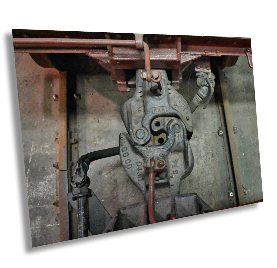 Railroad Coupling Photograph: Rustic Train Hardware Wall Art - Etsy