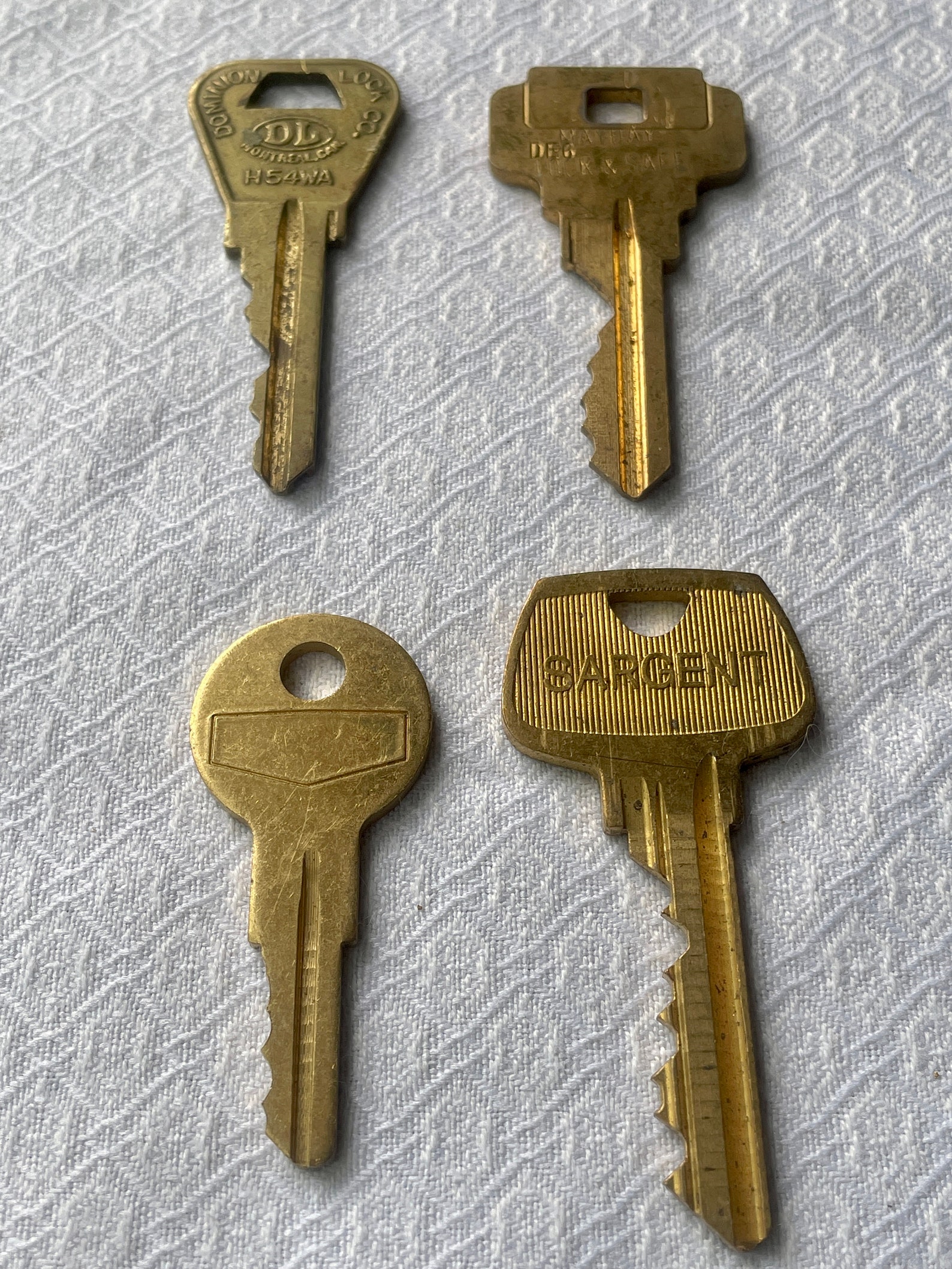 Assorted Vintage Keys - Brass and Steel - Steampunk, Steelpunk ...
