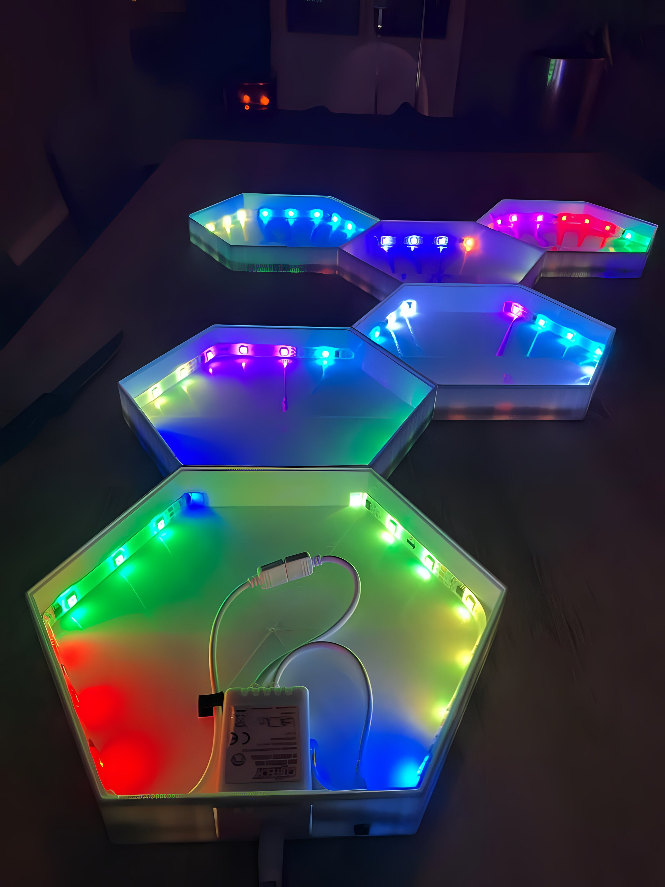 NANOLEAF HEXAGON LIGHTS Modular Led Panels Smart Lighting Decor ...