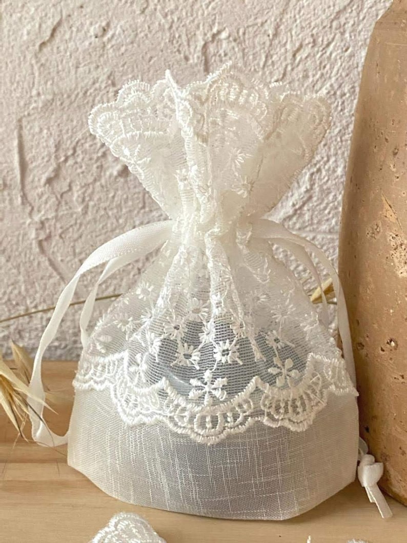Lace Wedding Favor Bags, Rustic Wedding Lace Drawstring Bags, Wedding ...