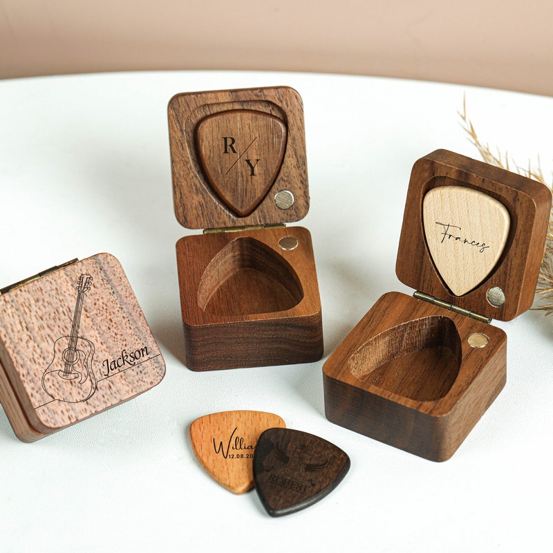 Guitar Plectrum - Etsy