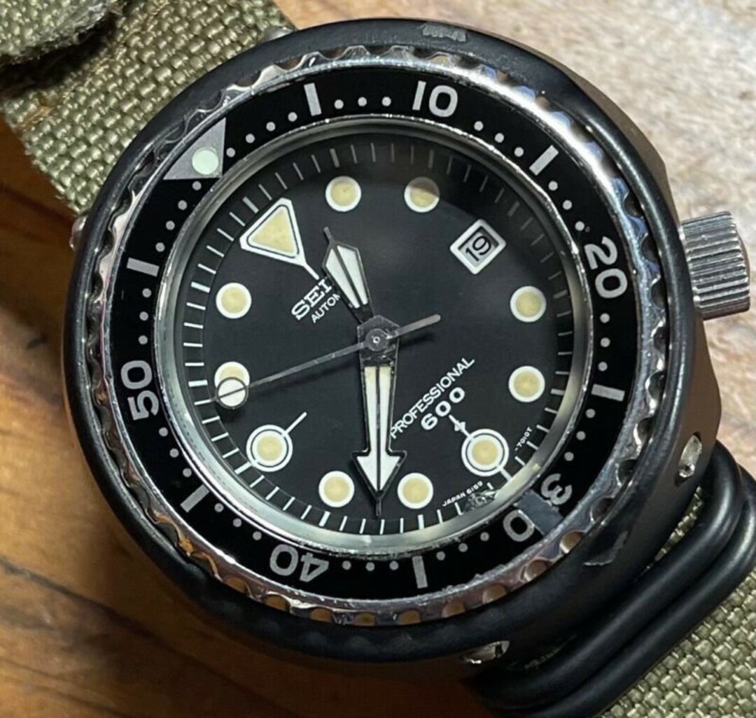 Vintage Seiko Tuna 6159 7010 Mens Automatic 600 Titanium Divers Watch ...