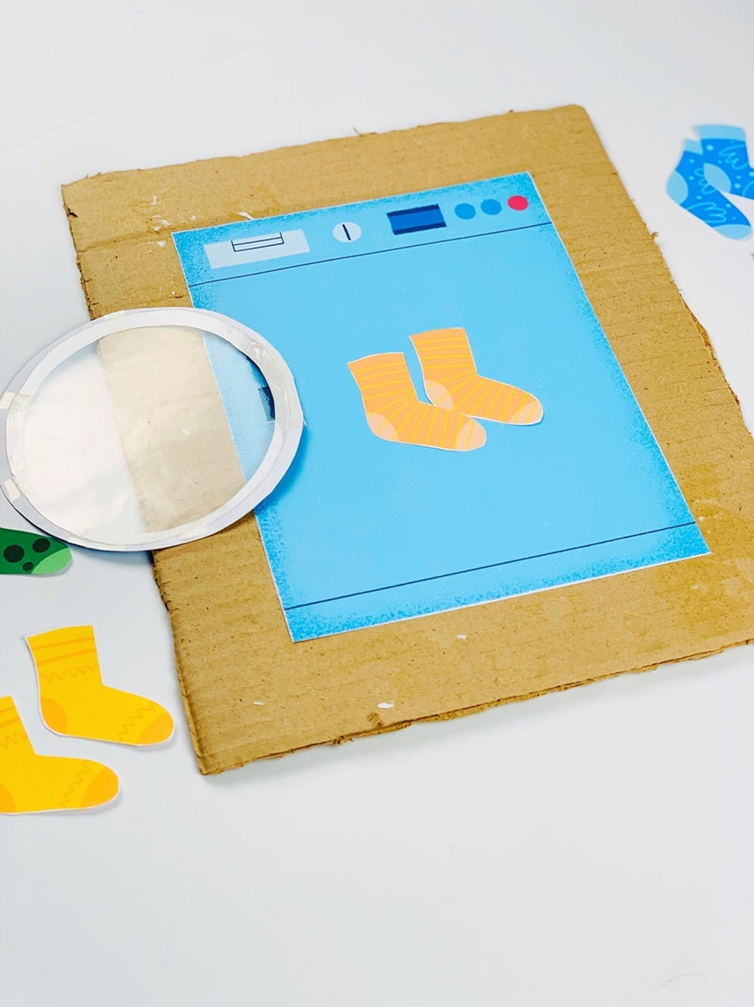 Match the Socks Activity: Color Matching Preschool Printable (digital ...