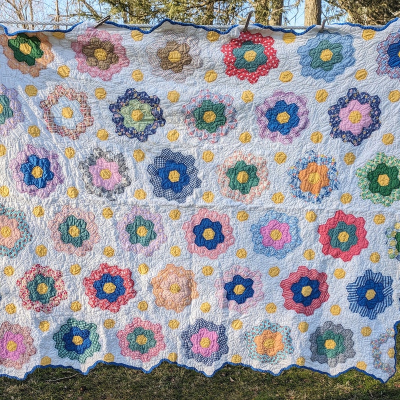 Flower Garden Quilt - Etsy