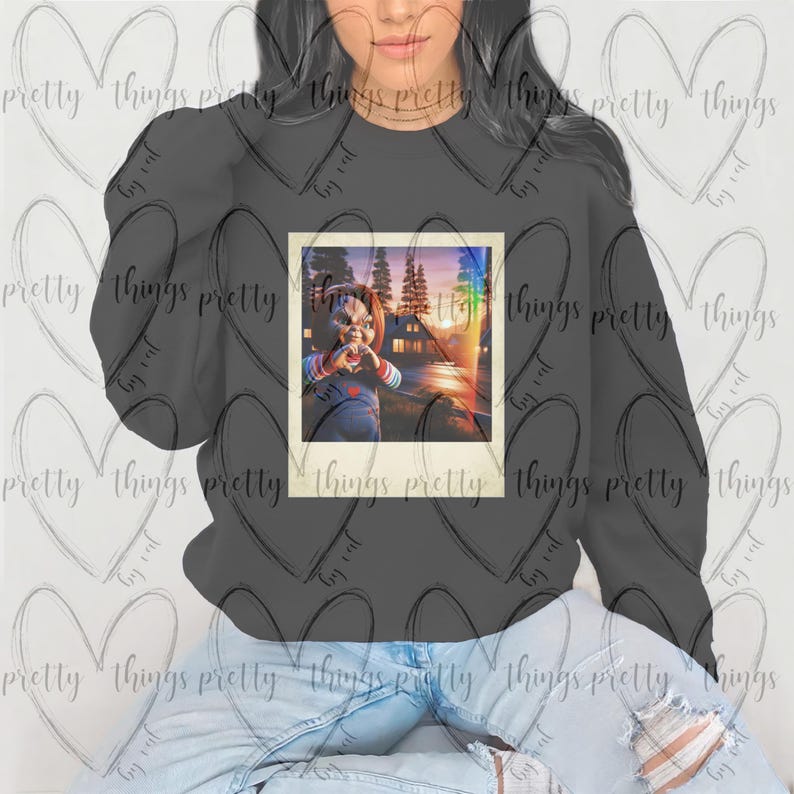 90s Chucky Halloween Heart Hands, Vintage Aesthetic, Halloween, Adult ...