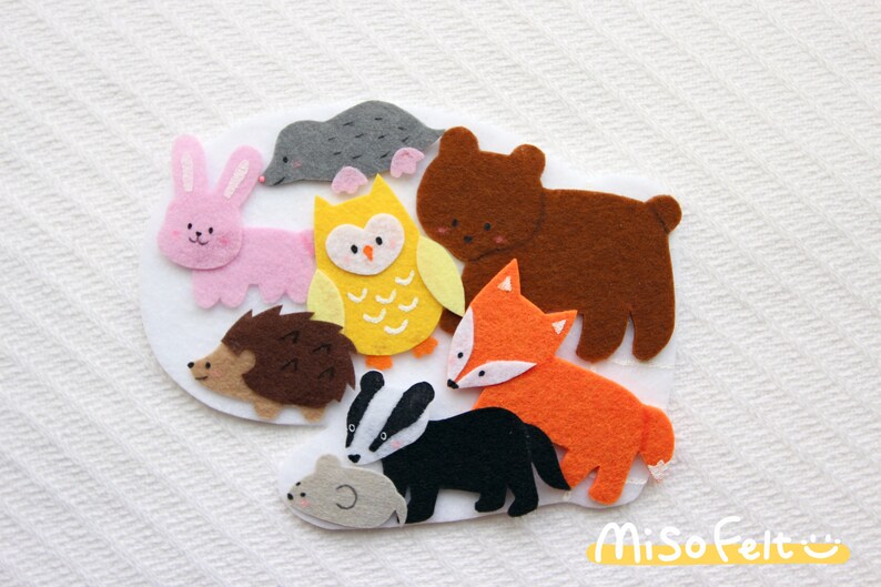 The Mitten Felt Story / 'the Mitten' Story Flannel Board Set / Winter ...