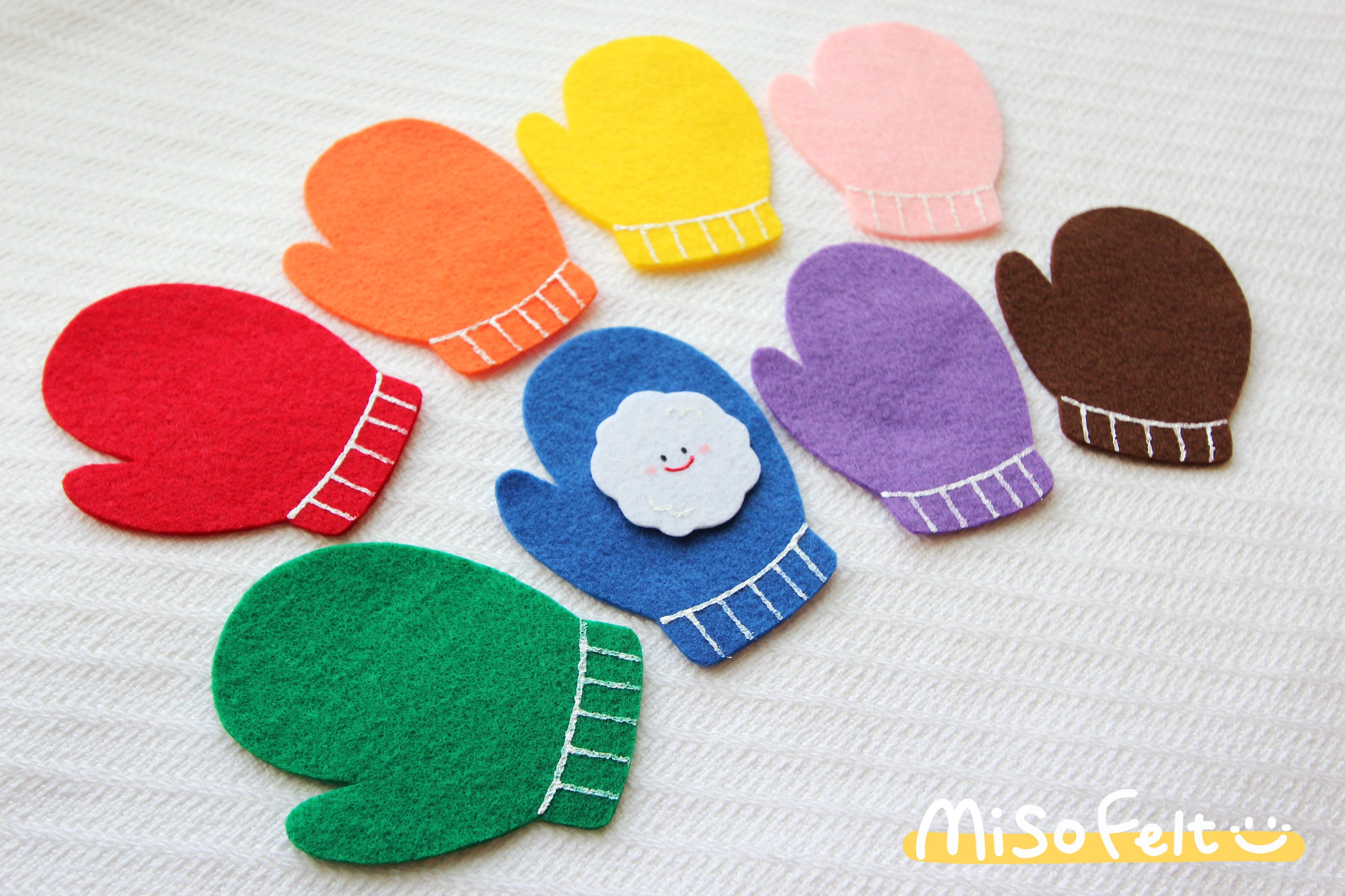 Snowball and Mitten Hide and Seek Felt Set / Snowball Activity & Game ...