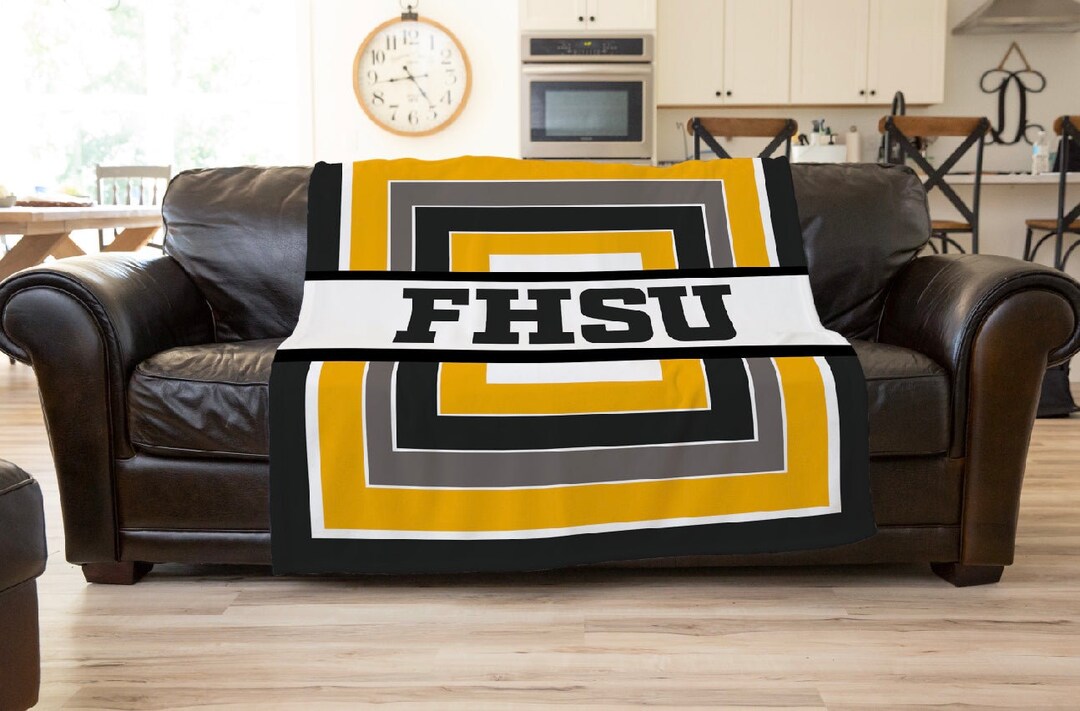 FHSU Tigers Sherpa Throw Blanket: Geometric College Dorm Decor - Etsy
