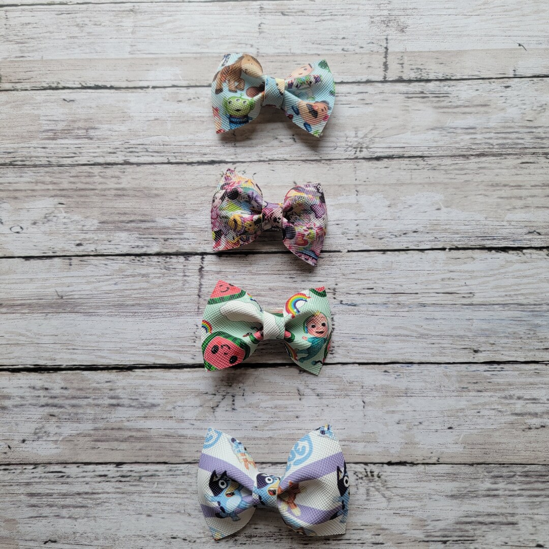 Character Bows - Etsy