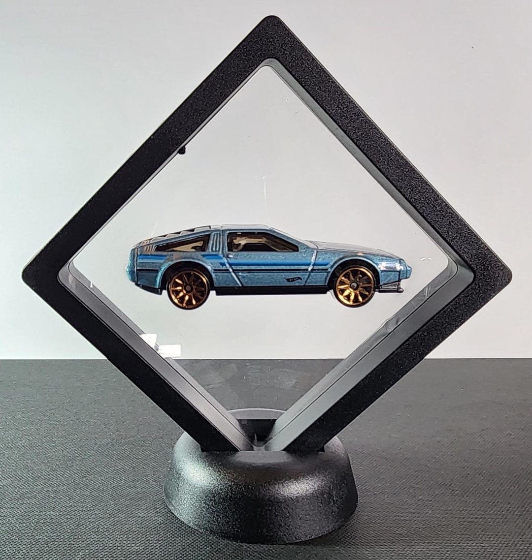 Hot Wheels Delorean DMC12 in Floating Display - Etsy