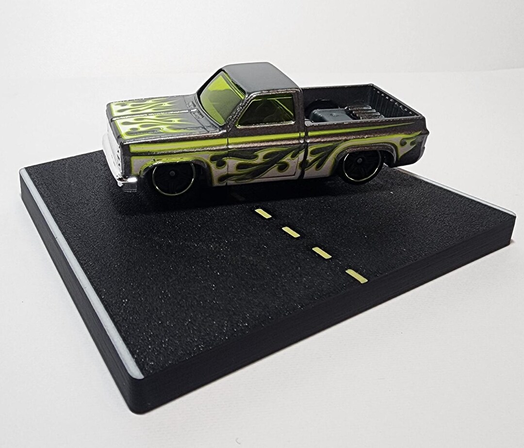Hot Wheels Dash Drifter Pad WITH 83 CHEVY SILVERADO - Etsy