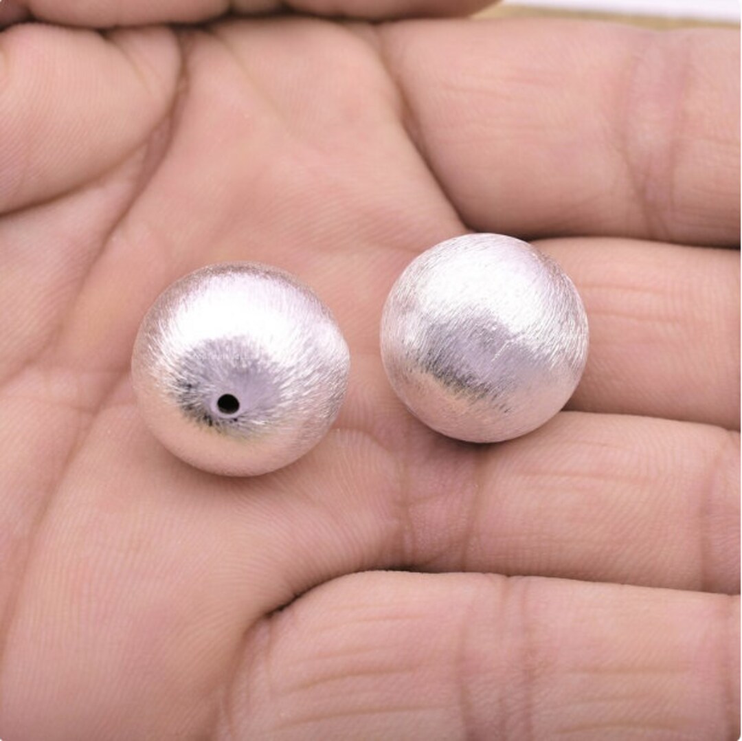 18mm - 5pc Large Silver Beads, Brushed Silver Plated Round Ball Beads ...