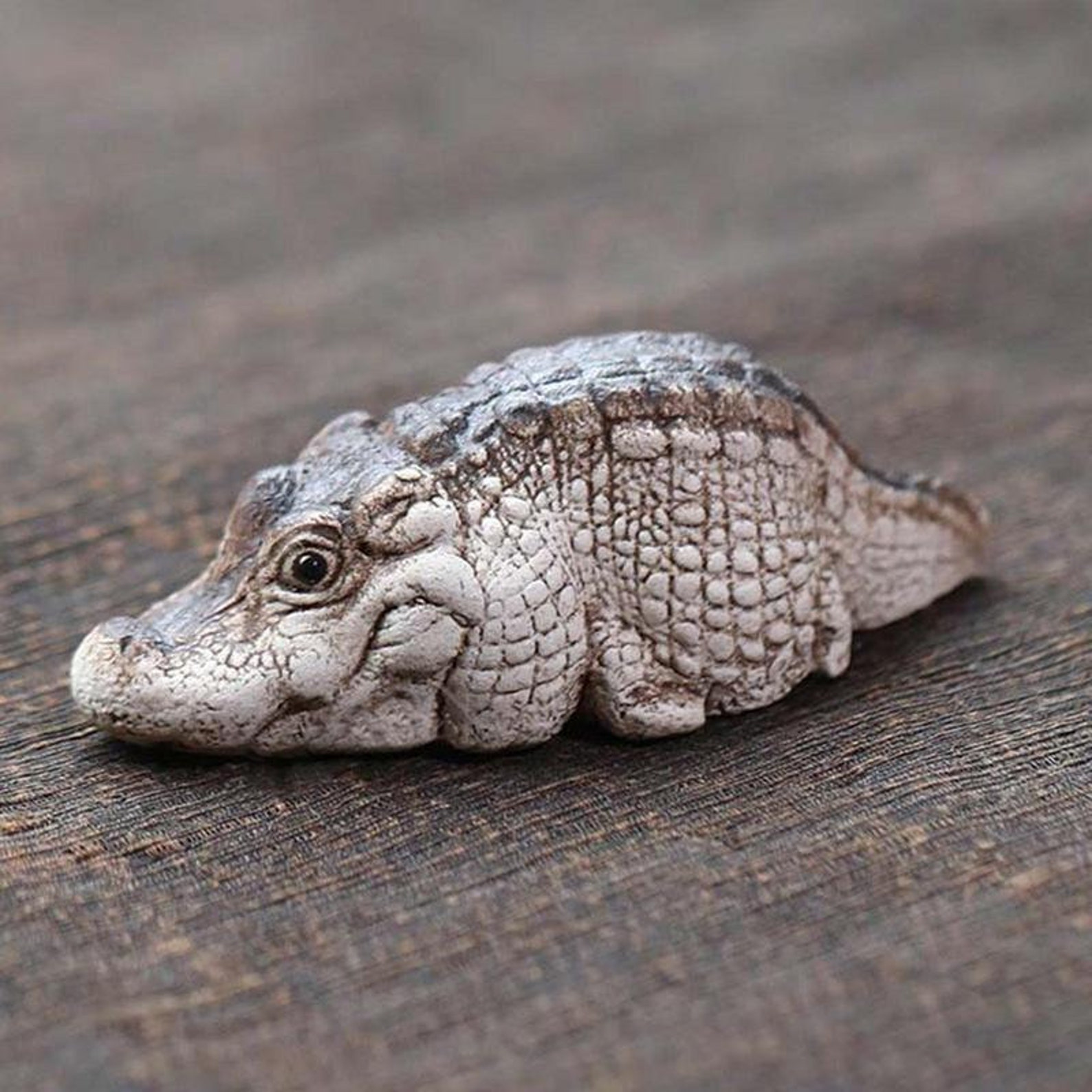 Chubby Crocodile Ceramic Figurine Laying Down Crocodile Figures Tea ...