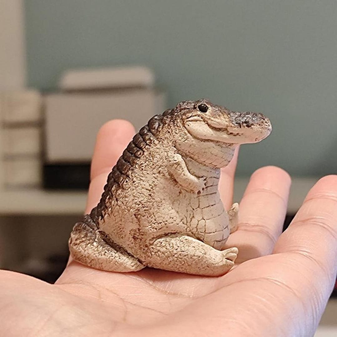 Chubby Alligator Ceramic Sculpture: Adorable Crocodile Figurine Lovely ...