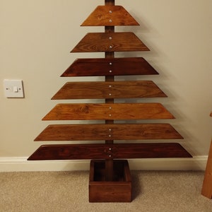 Large Wooden Tree Made From Upcycled Reclaimed Pallet Wood, Shabby Chic ...