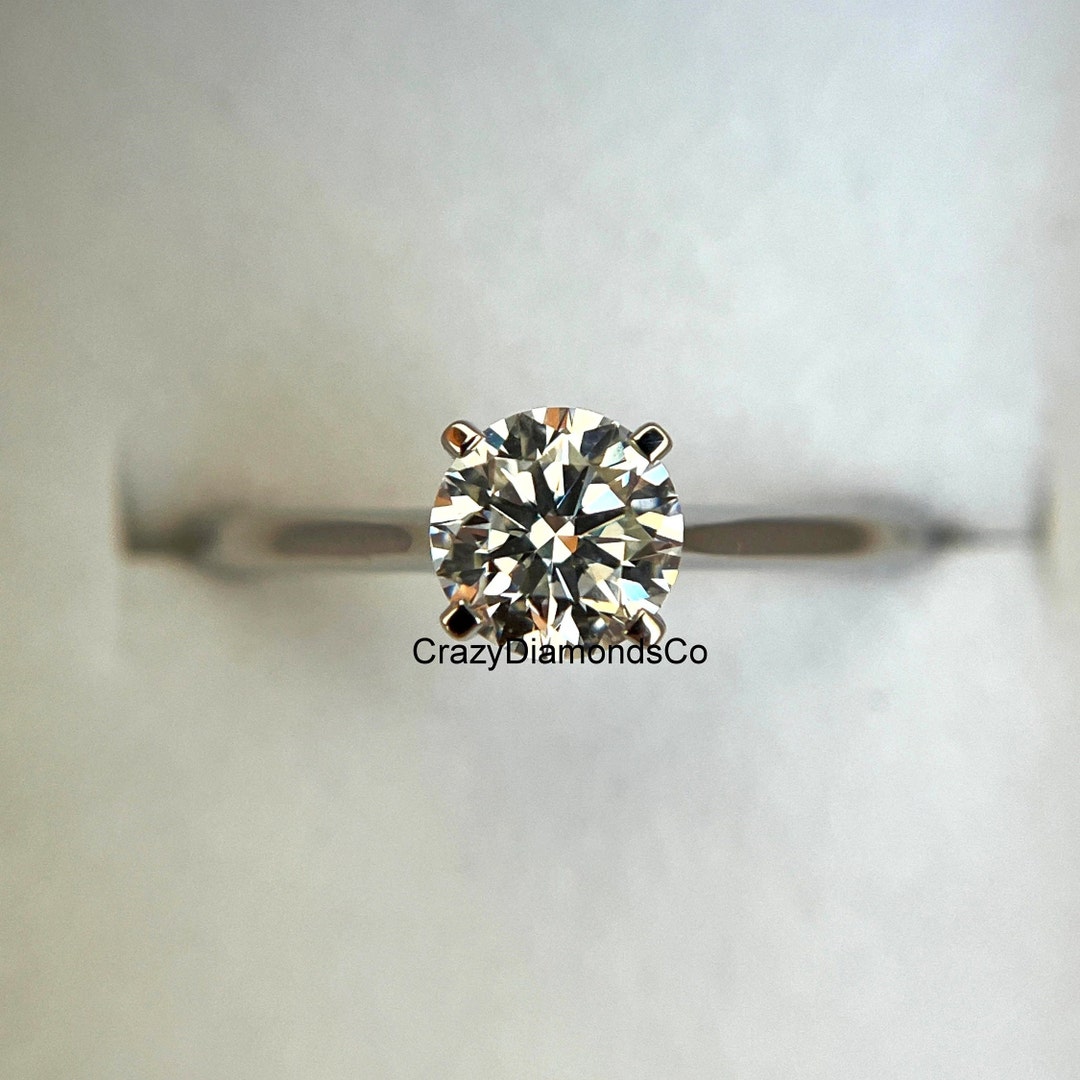6MM Round Cut Moissanite Diamond Ring, Elegant and Timeless Solitaire ...