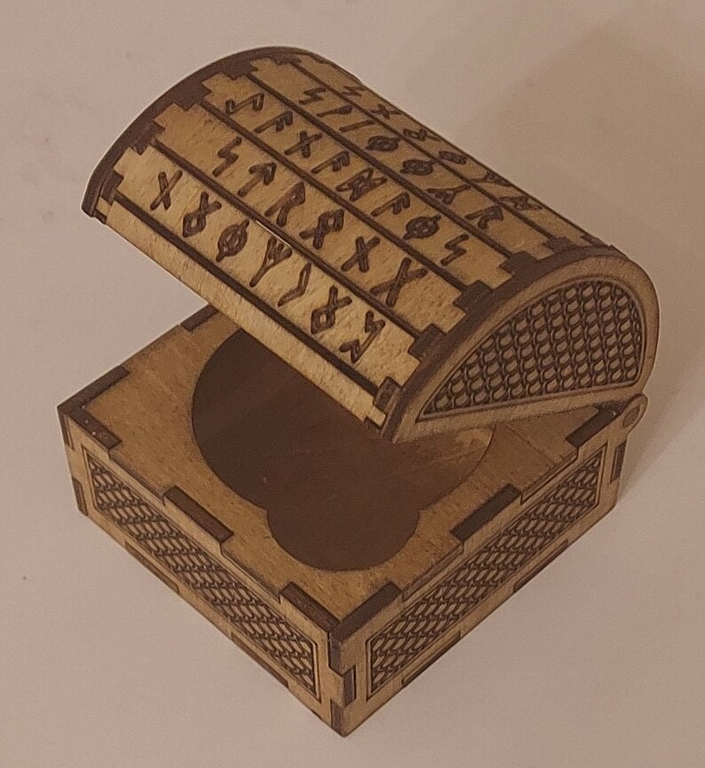 100 Sided Dice Chest D100 Dice Box D&D Dice Vault Case for One Hundred ...