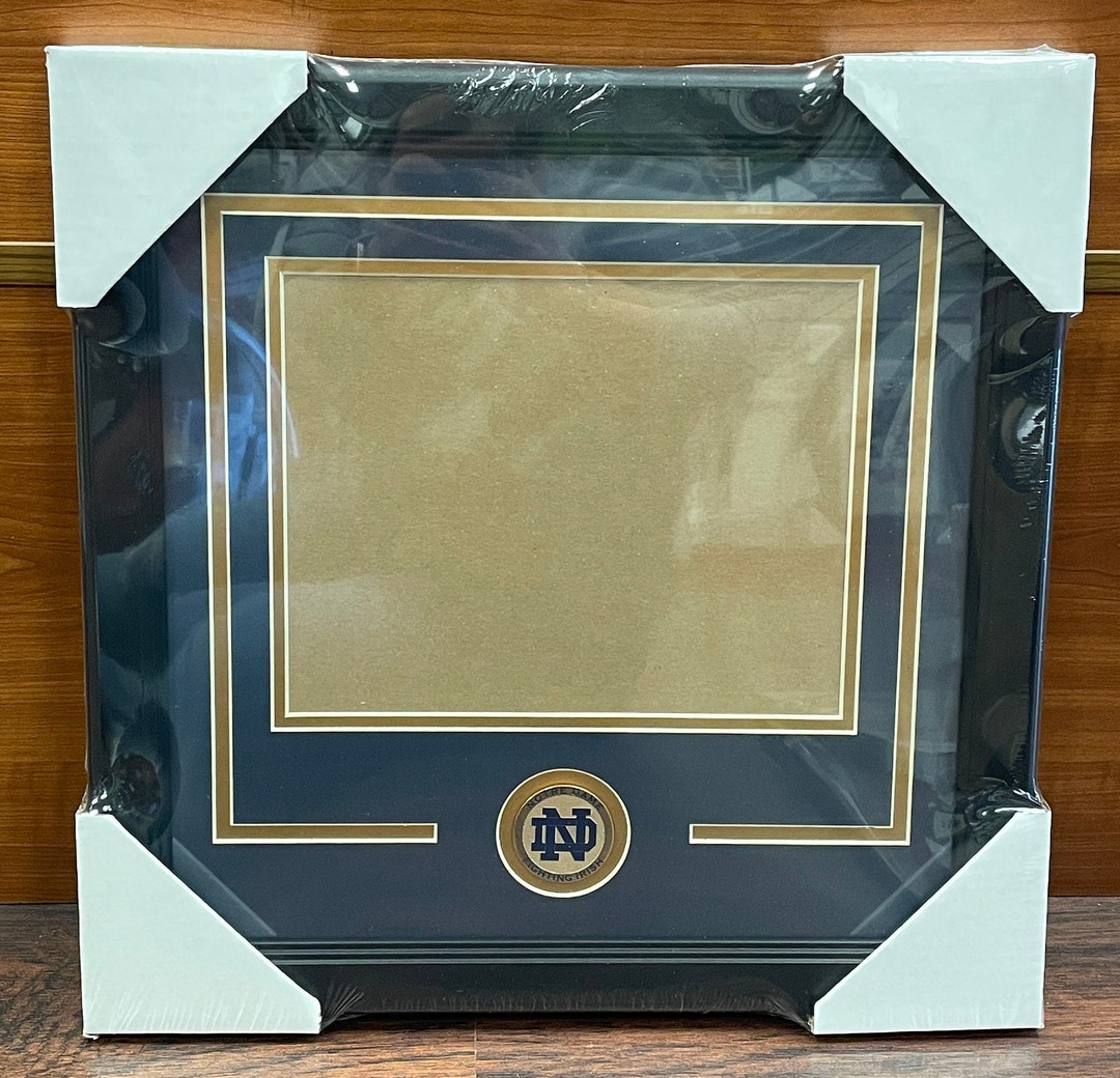 Notre Dame Horizontal Medallion Picture Frame - Etsy