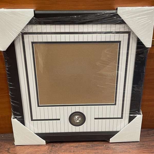 New York Yankee Frame - Etsy