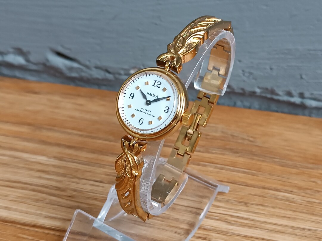 Retro Watch 1990. Vintage Style. Mechanical Clock. Ladies Watch ...