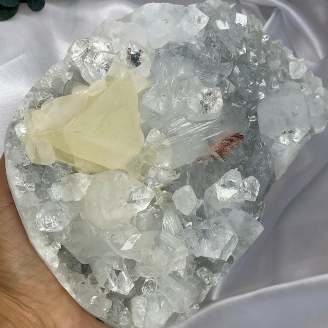 Large Apophyllite Statement Piece Diamond Apophyllite AAA - Etsy