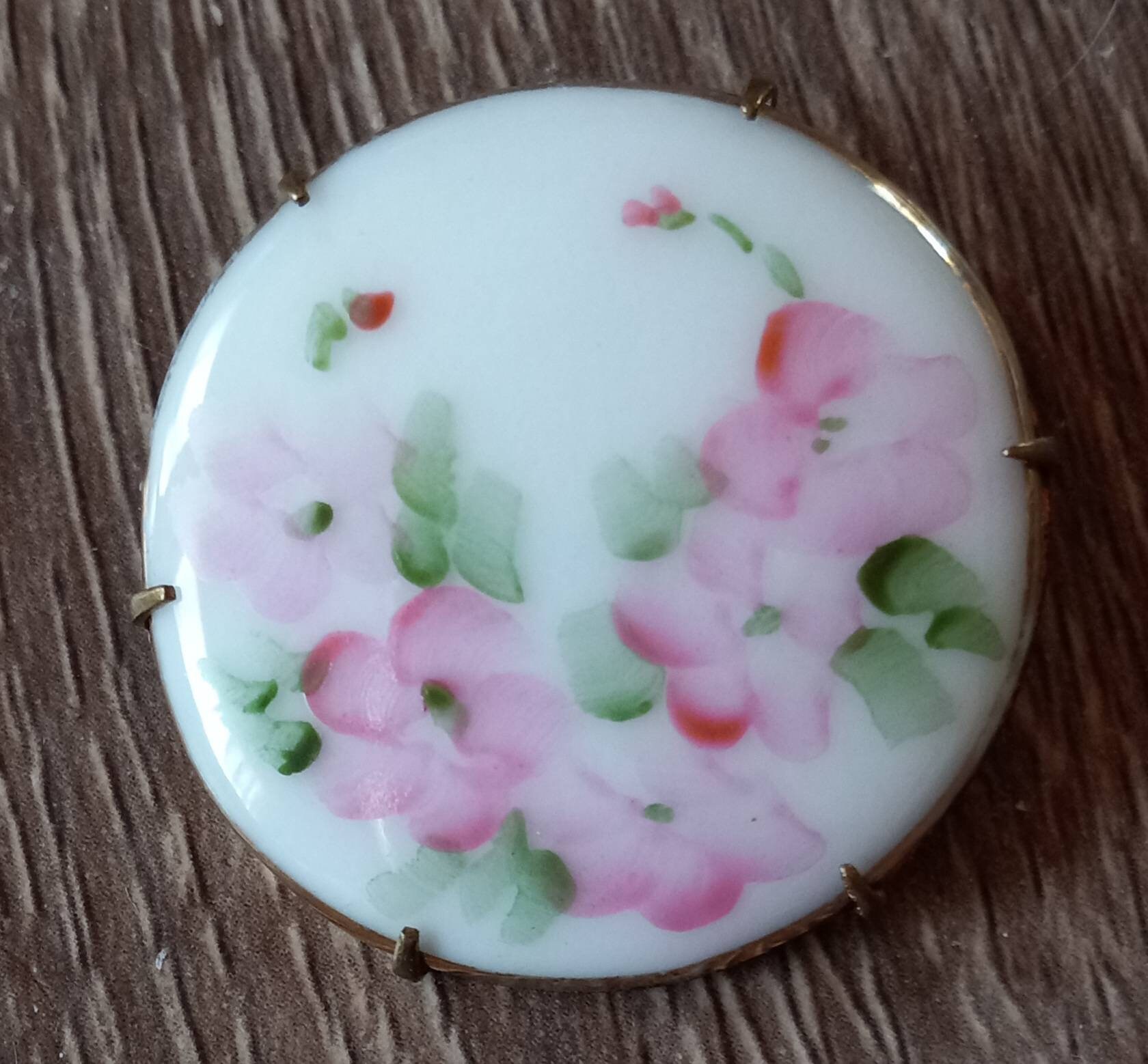 Victorian Hand Painted Porcelain Pins. Set of 3 Victorian Porcelain ...