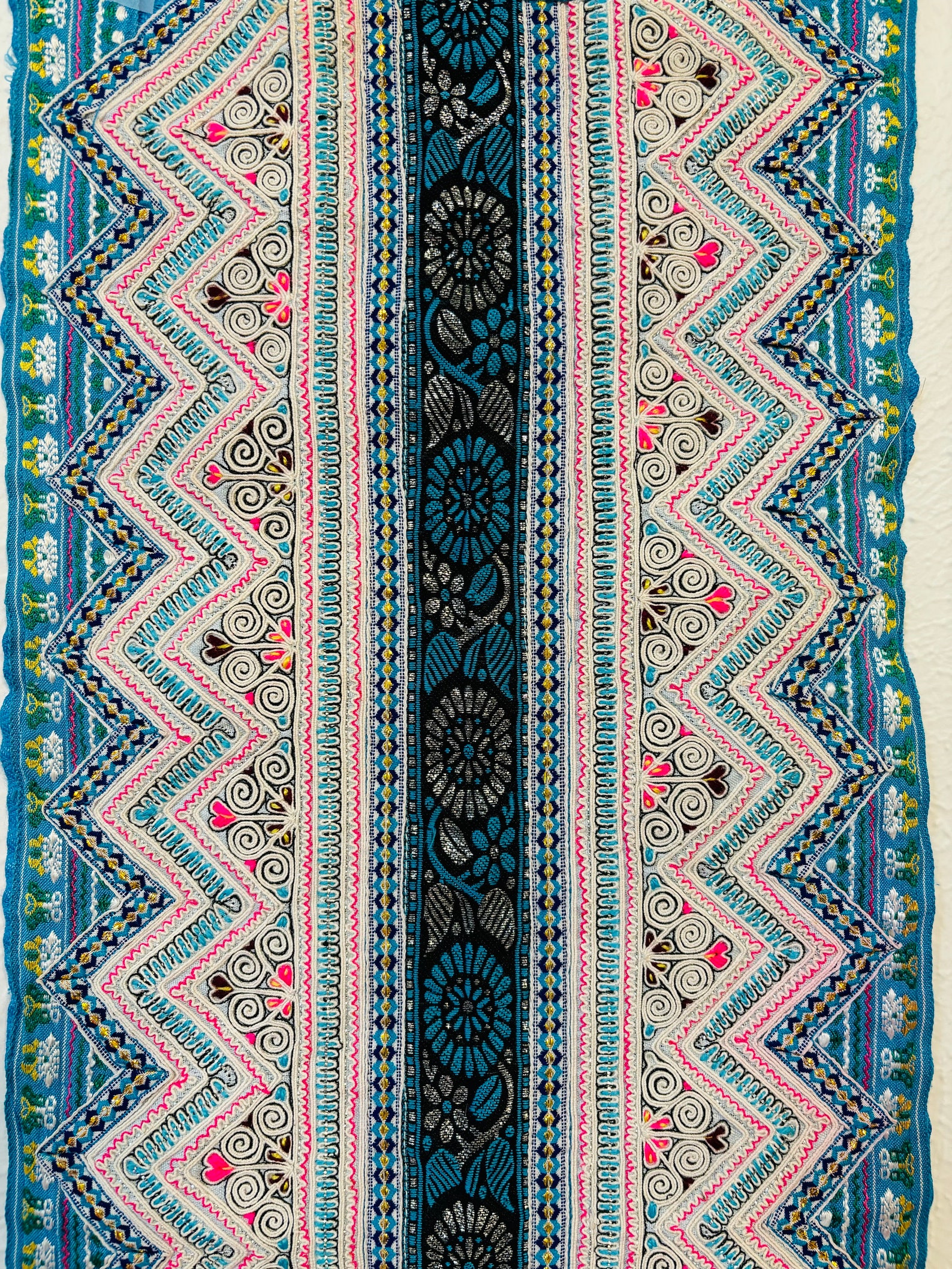 Hmong Textile, Hmong Chinese (suav) Embroidery Textile, Hmong Suav Sev ...