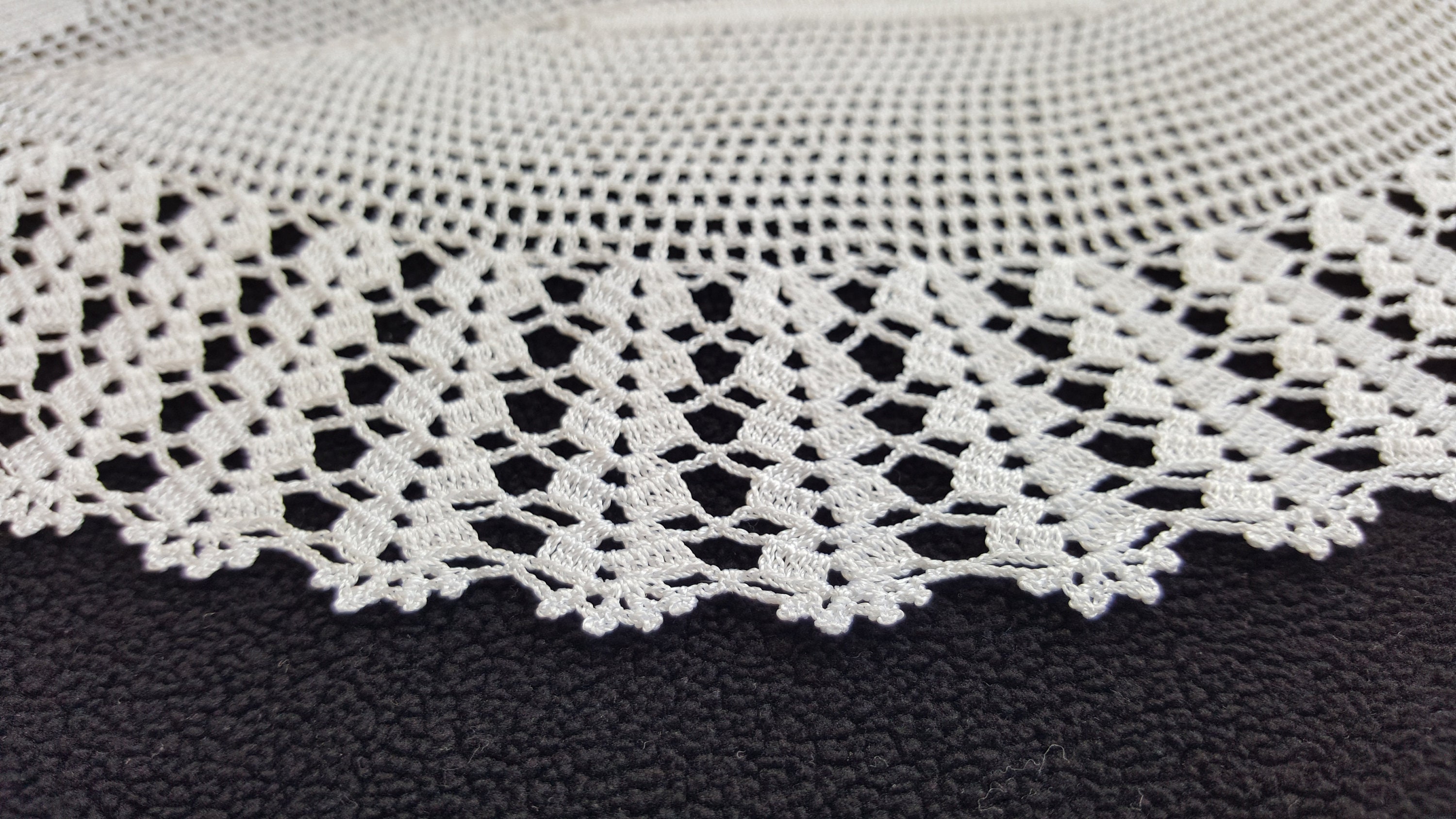 Doilies Home Décor Fish Shaped White Vintage Crocheted Lace Doily ...
