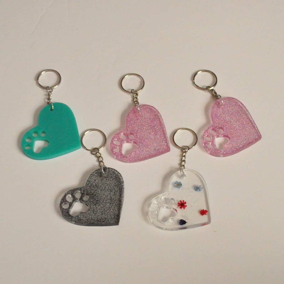 Resin Paw Print Heart Keychain - Etsy