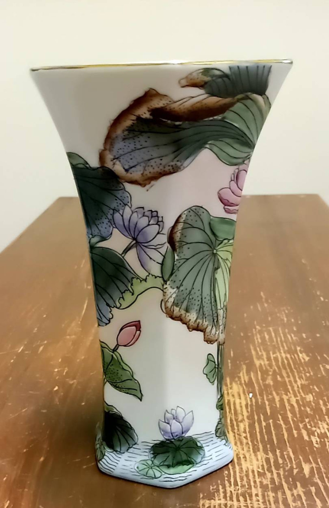 Vintage Handpainted Toyo Vase Floral Tropical Design 8" Made in Macau ...