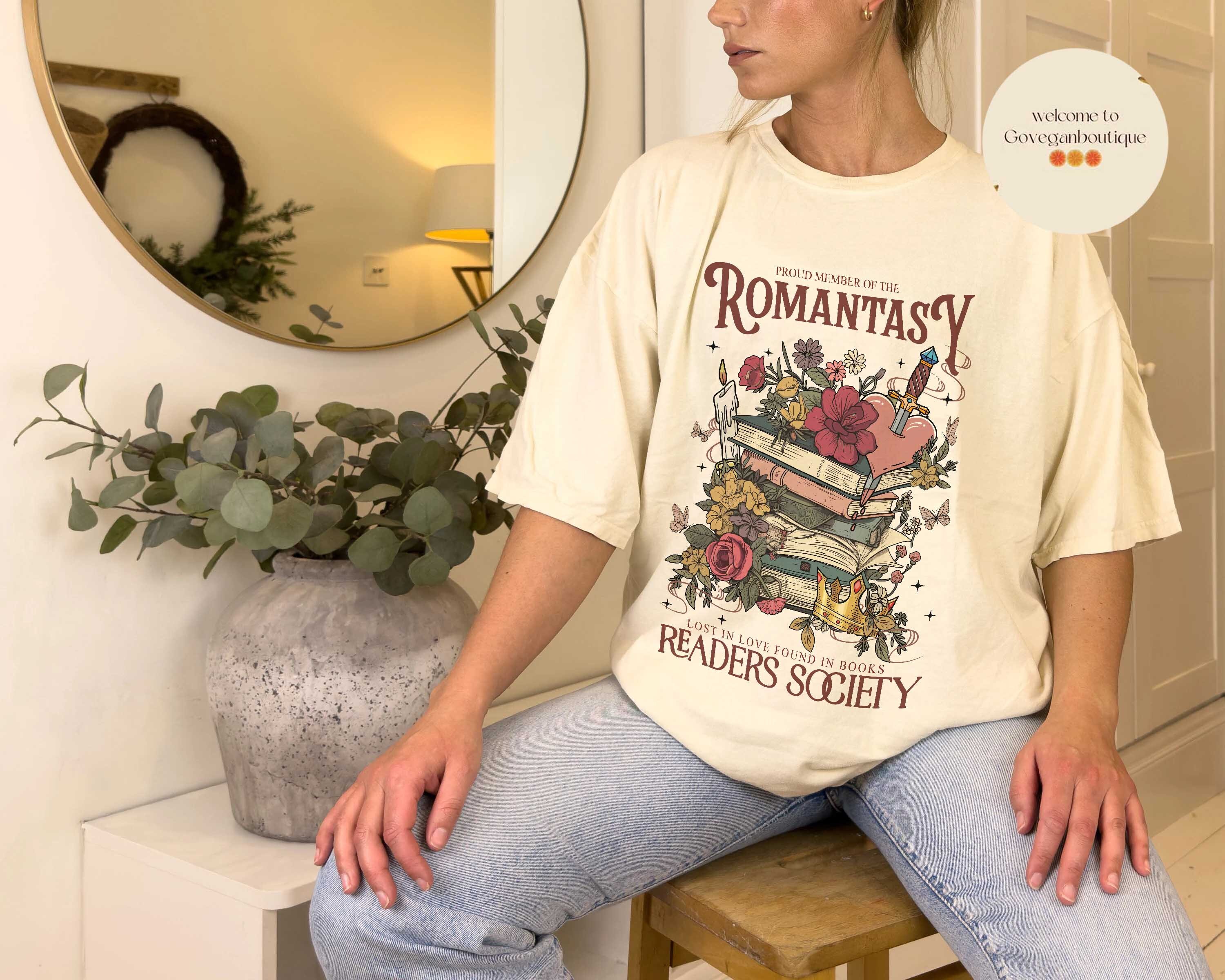 Romantasy Readers Society Comfort Colors Shirt, Book Lover Club ...
