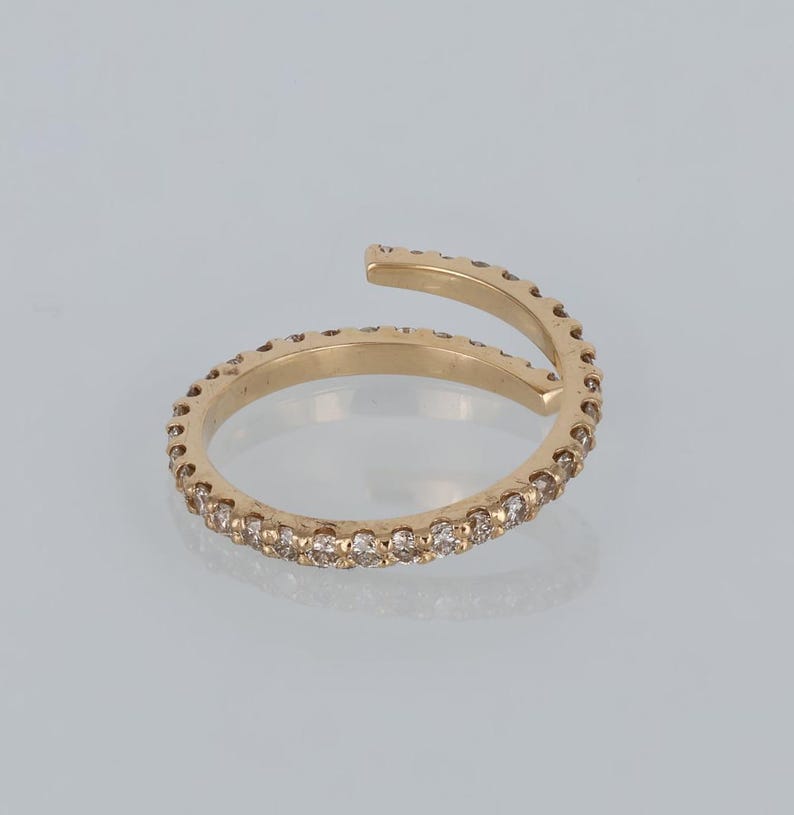 Diamond Circle Ring: 14k Solid Gold Wedding Jewelry Gift for Her - Etsy UK