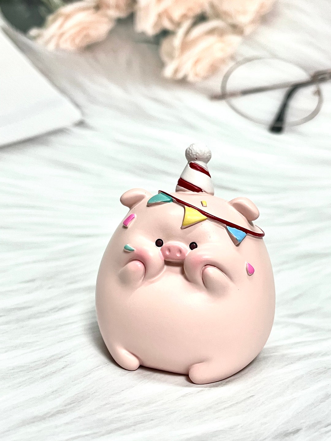 CUTE PIG SCULPTURE Pig Animal Miniature Solid Sculpture Pig Figurine ...